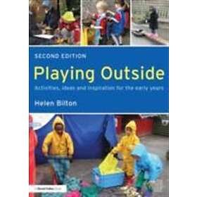 Helen Bilton: Playing Outside - Sammenlign priser hos Prisjakt