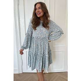 BYIC Lång Mathilda Klänning Blommor Blå XL - Hitta bästa pris på Prisjakt