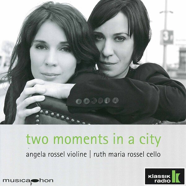 Diverse Artister Two Moments In A City CD - Sammenlign priser hos Prisjakt
