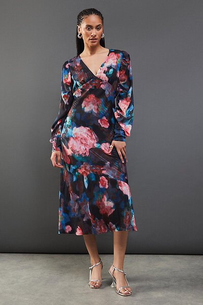 Warehouse Metallic Shadow Stripe Gathered Sleeve Plunge Neck Maxi Dress ...