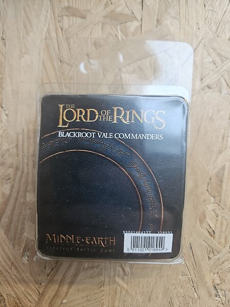 Minas Blackroot Vale Commanders - Price from £29.71